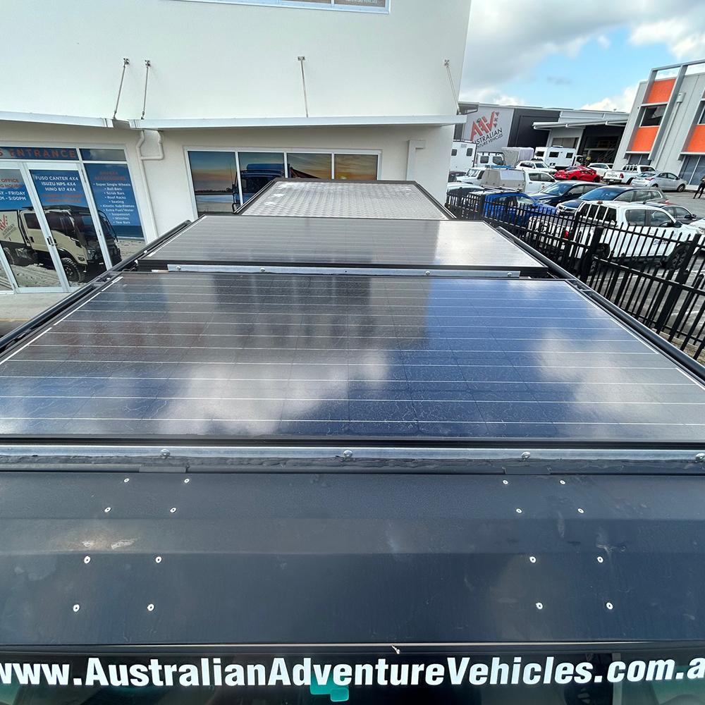 Solar Panels Dual Cab Multivolt Fitted Fuso & Isuzu 2x 250W=500W – AAV4X4